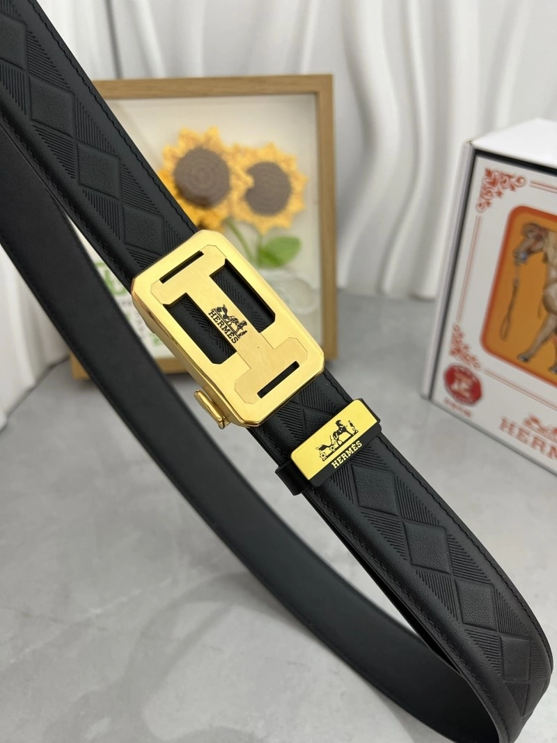 Top mirror Versace Belts