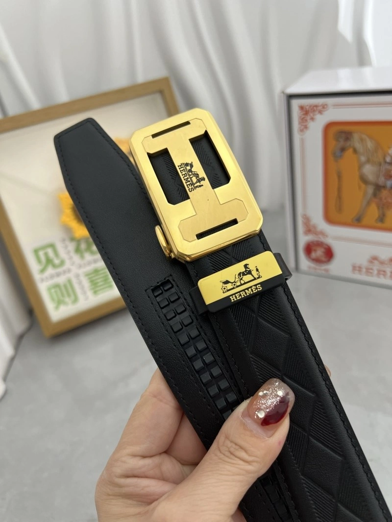 Top mirror Versace Belts