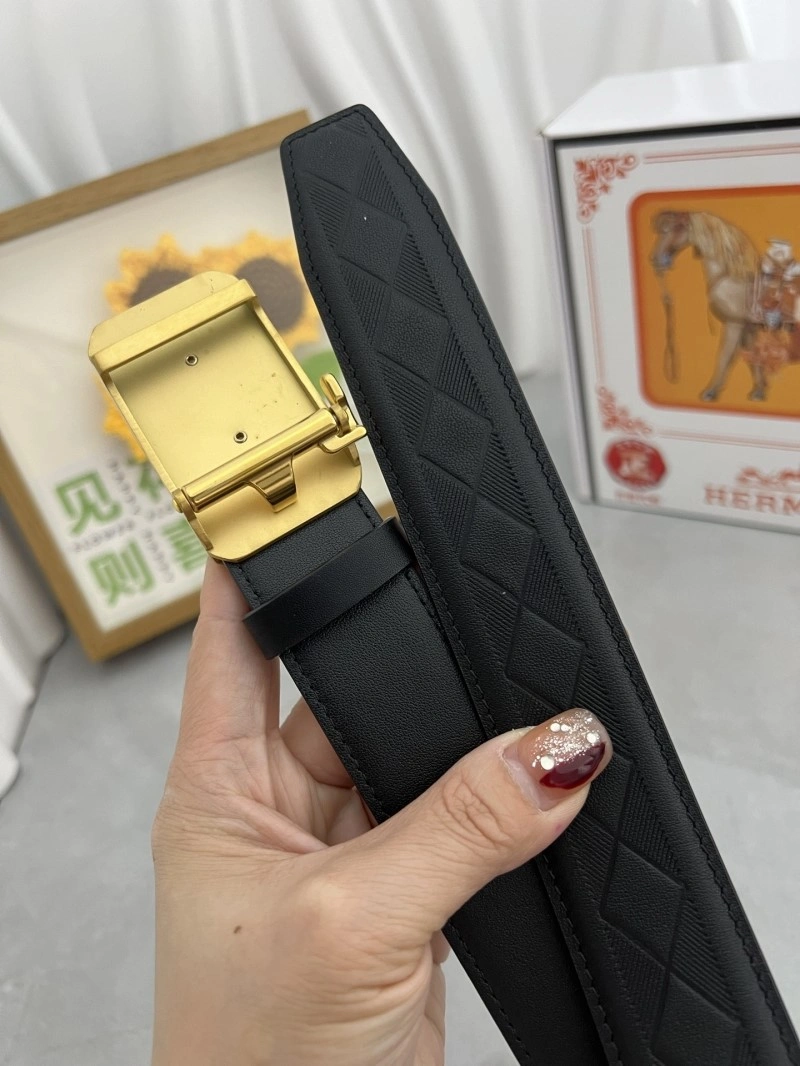 Top mirror Versace Belts