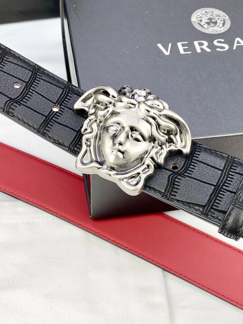 Top mirror Versace Belts