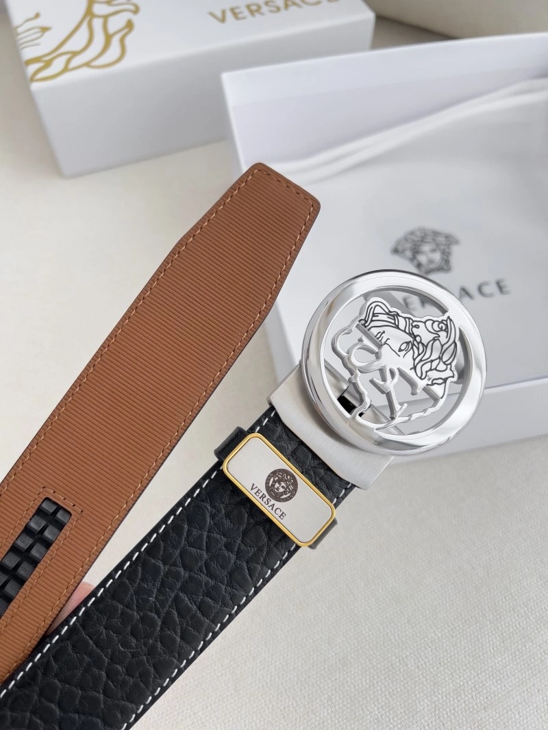 Low-cost Versace Belts