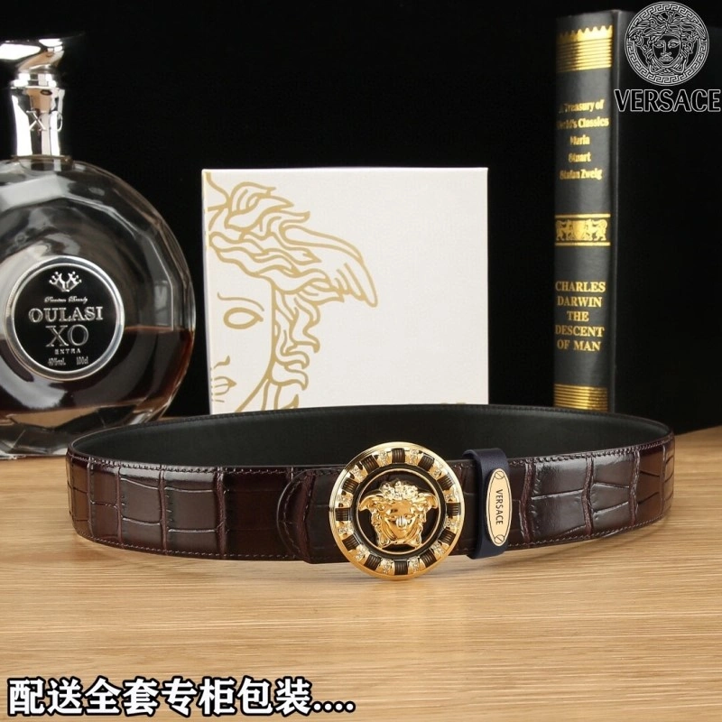 Low-cost Versace Belts