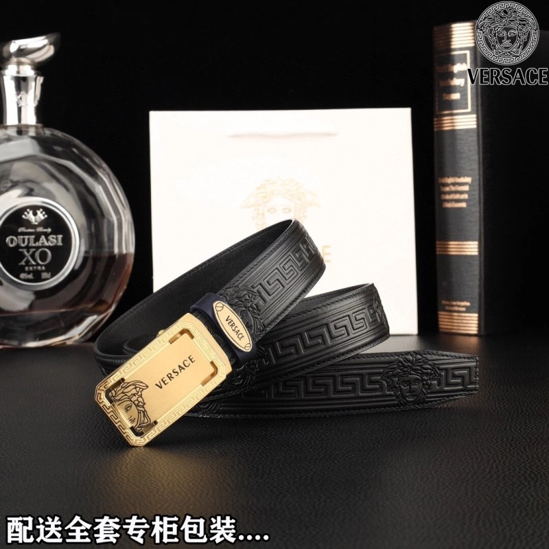 Low-cost Versace Belts