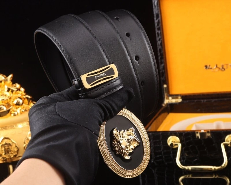 Top mirror Versace Belts