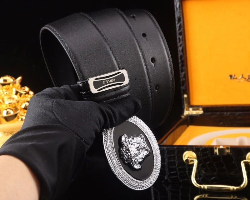 Top mirror Versace Belts