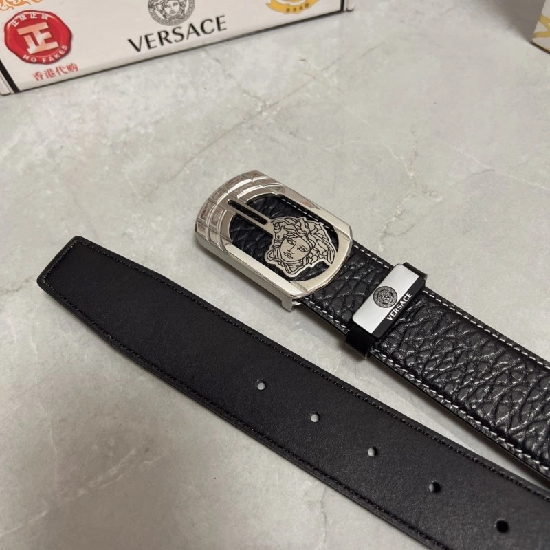 Low-cost Versace Belts