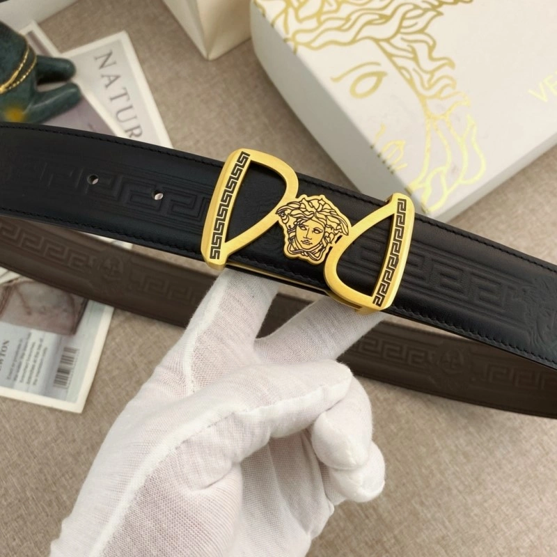 Low-cost Versace Belts