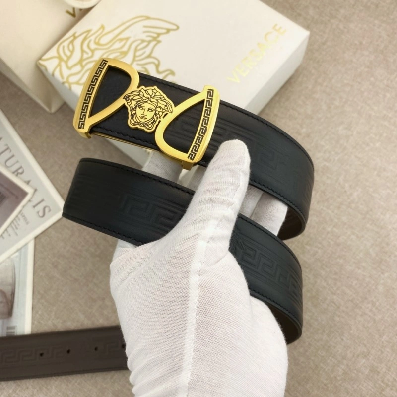Low-cost Versace Belts