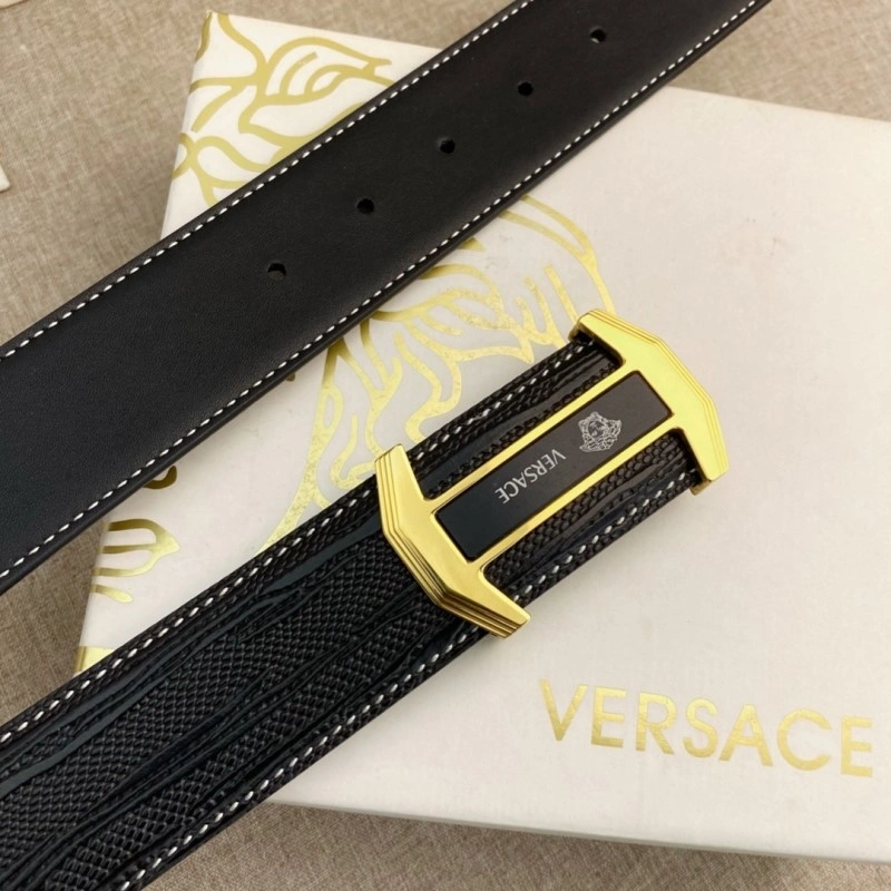 Low-cost Versace Belts