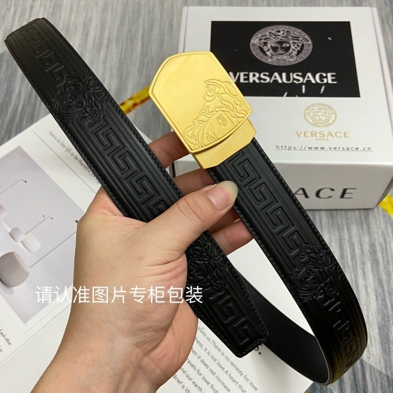 Low-cost Versace Belts