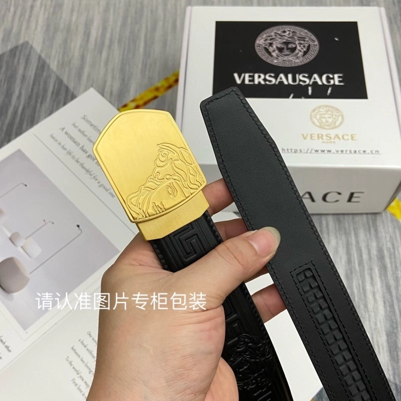 Low-cost Versace Belts