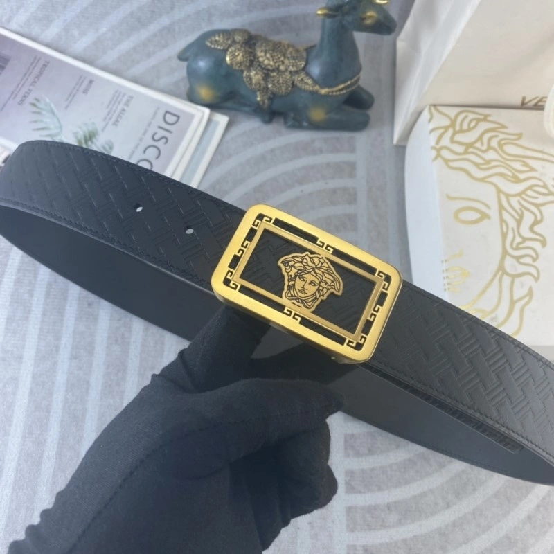 Low-cost Versace Belts