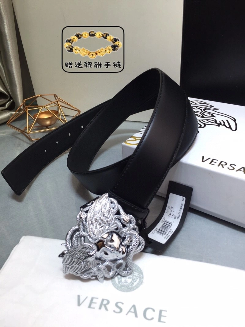 Low-cost Versace Belts