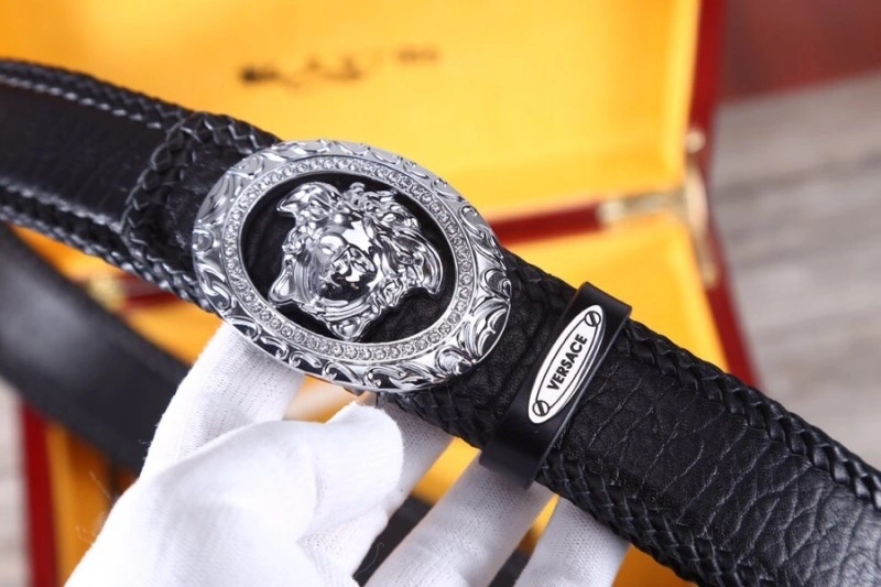 Low-cost Versace Belts