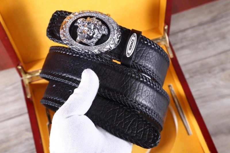 Low-cost Versace Belts