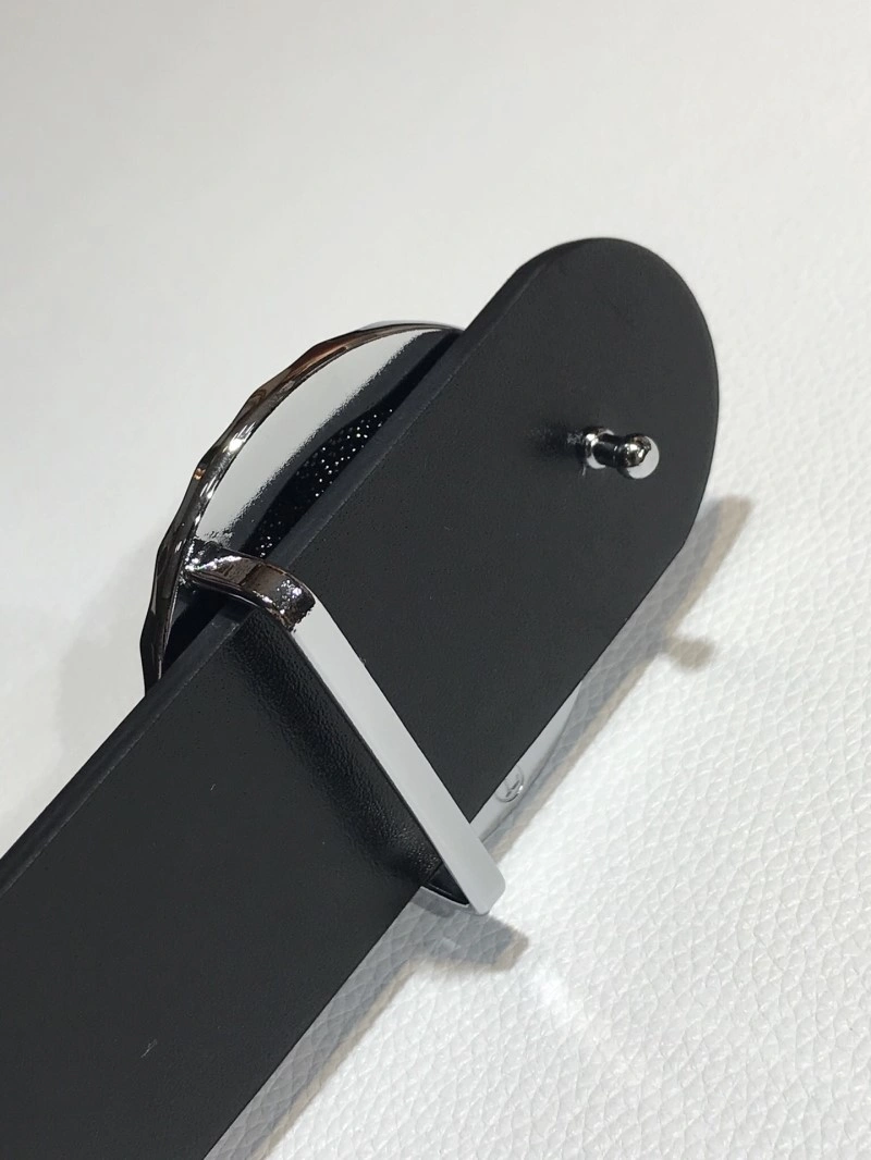 Low-cost Versace Belts