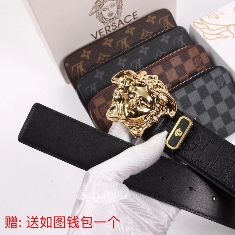 Low-cost Versace Belts