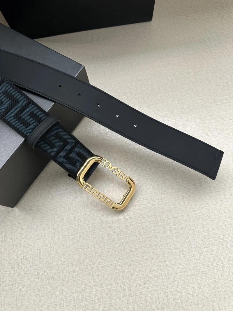 Top mirror Versace Belts