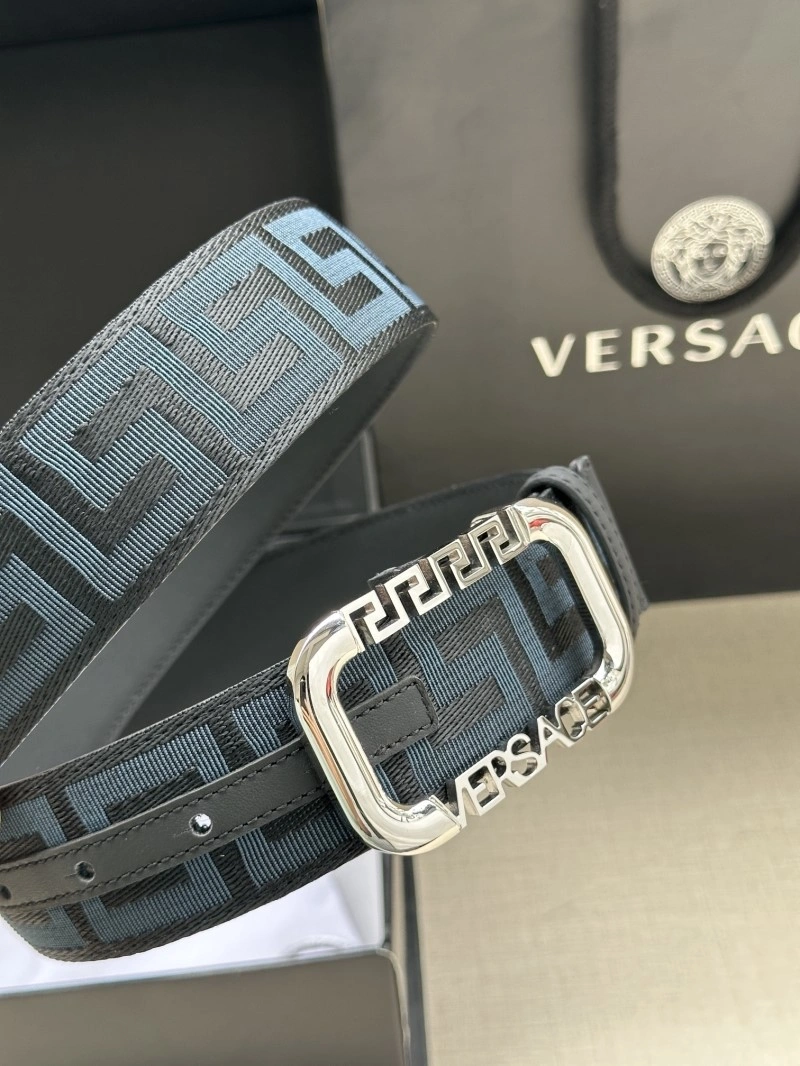 Top mirror Versace Belts
