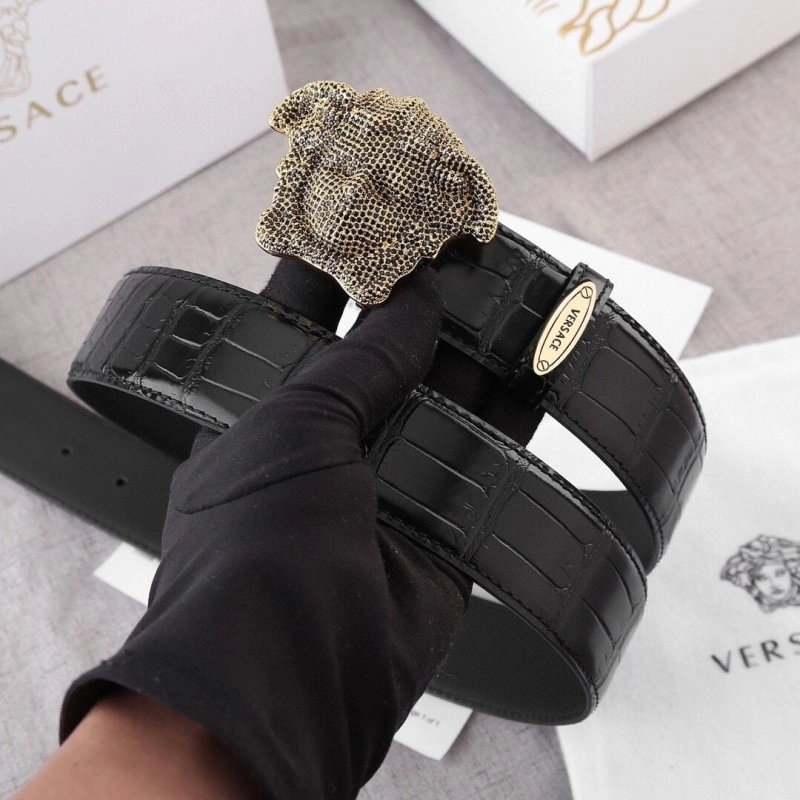 Top mirror Versace Belts