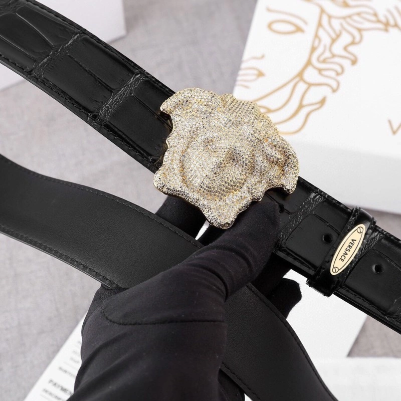 Top mirror Versace Belts