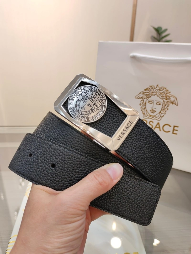 Top mirror Versace Belts