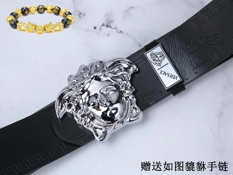Low-cost Versace Belts