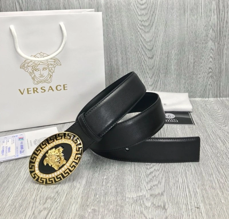 Low-cost Versace Belts