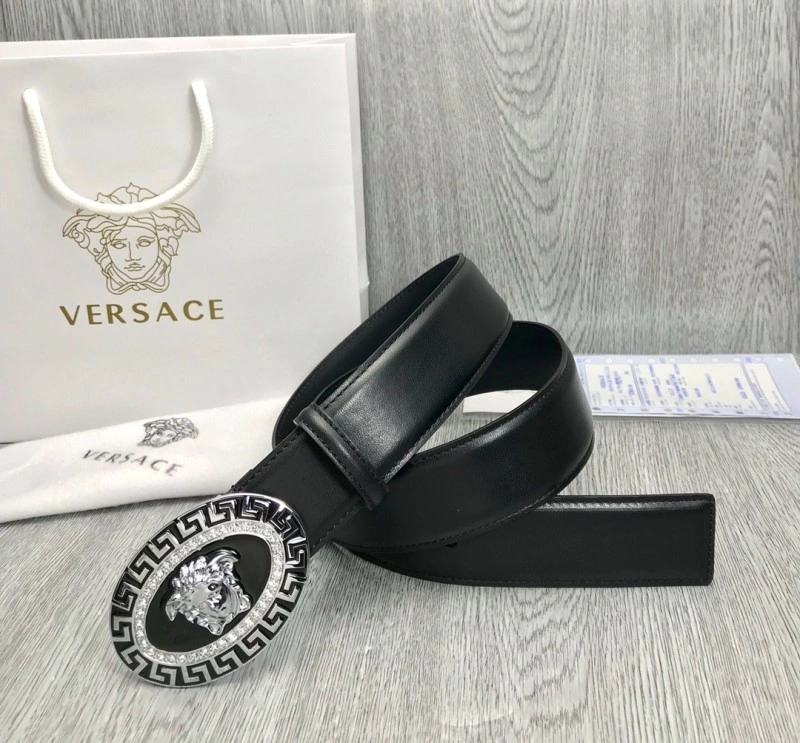 Low-cost Versace Belts