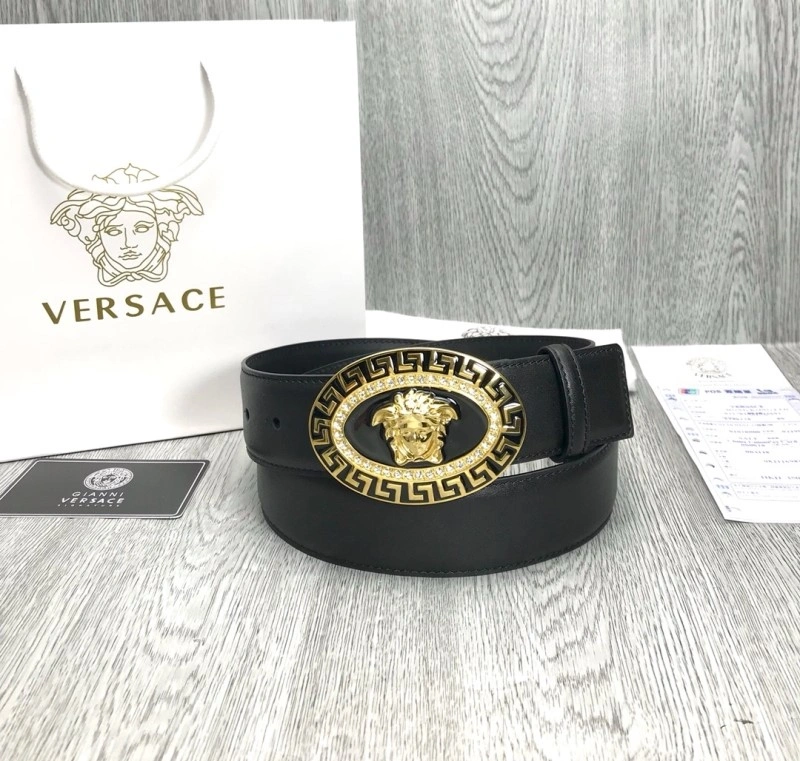 Low-cost Versace Belts
