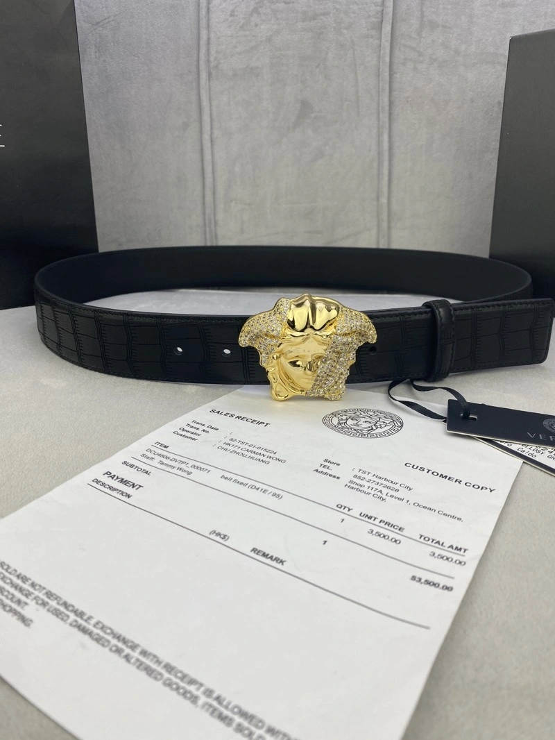 Low-cost Versace Belts
