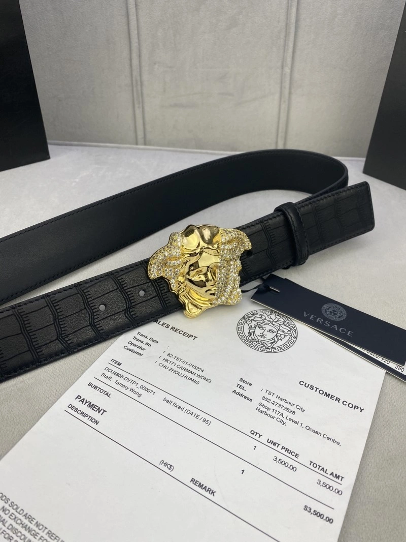 Low-cost Versace Belts