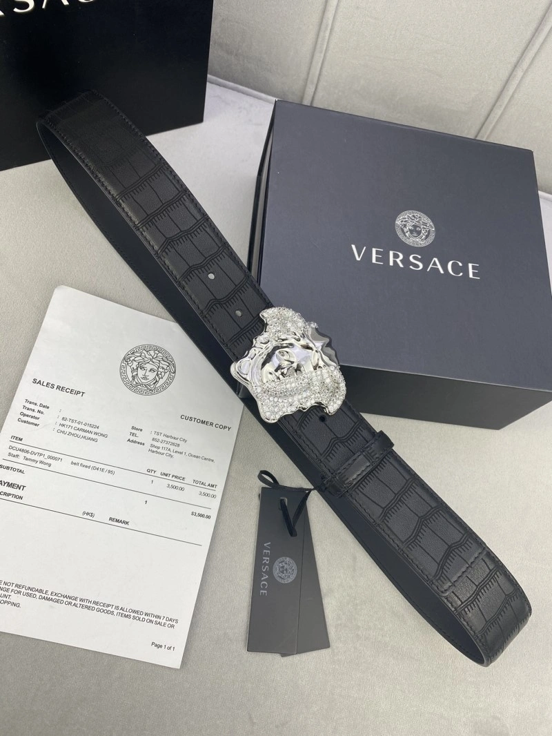 Low-cost Versace Belts