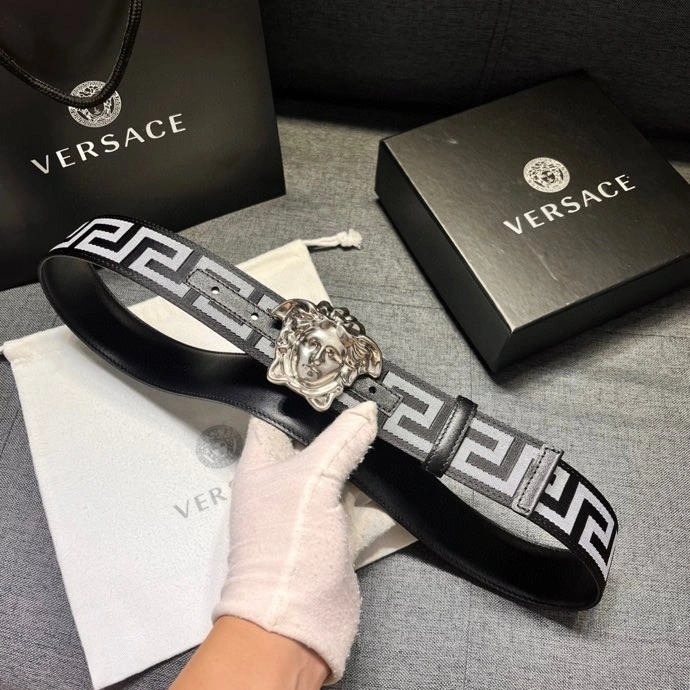 Low-cost Versace Belts