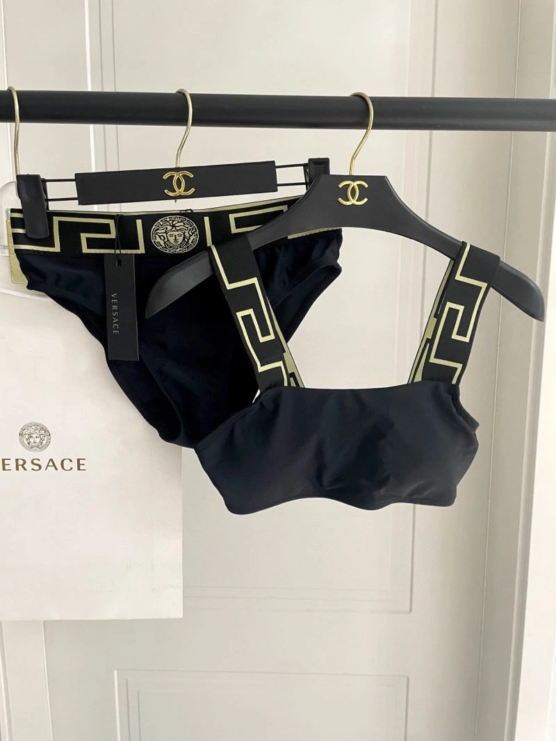 Top match Versace Bikins