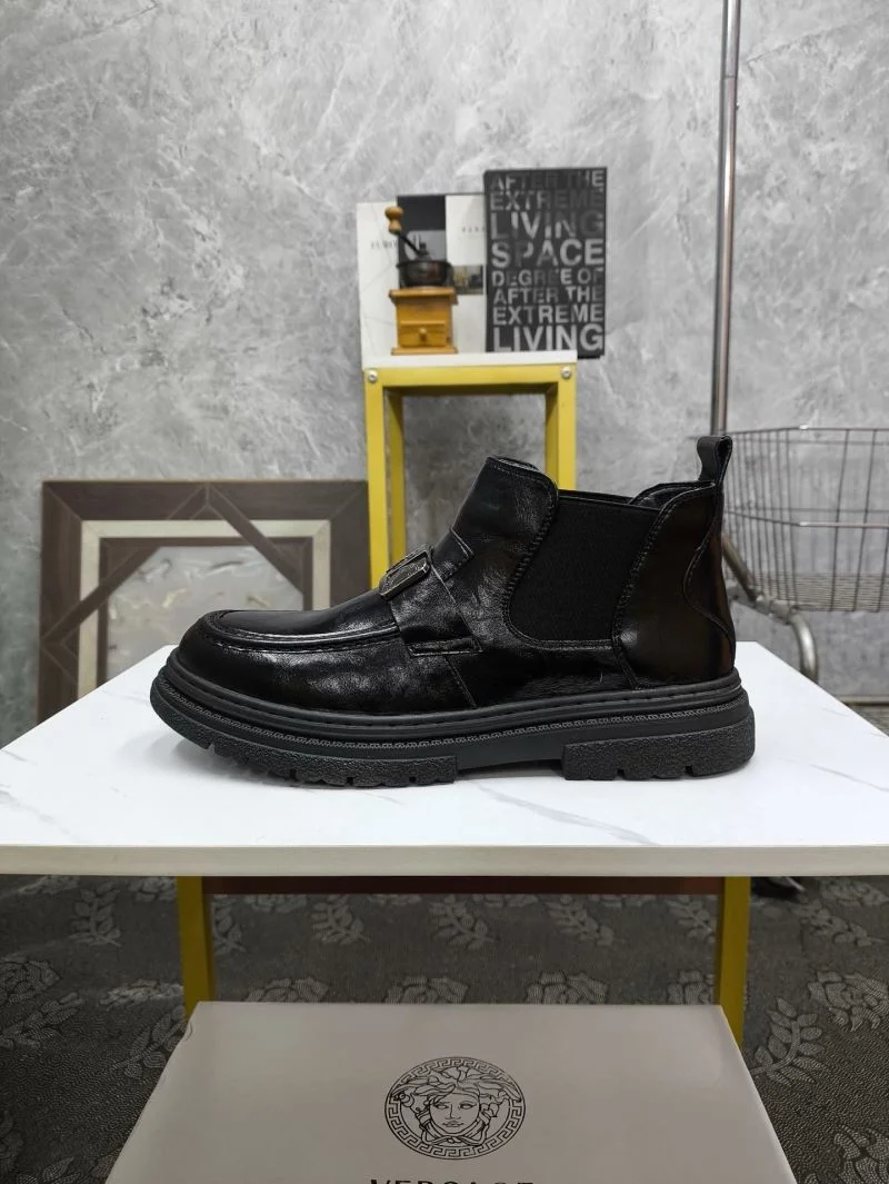 Accurate model Versace Boots