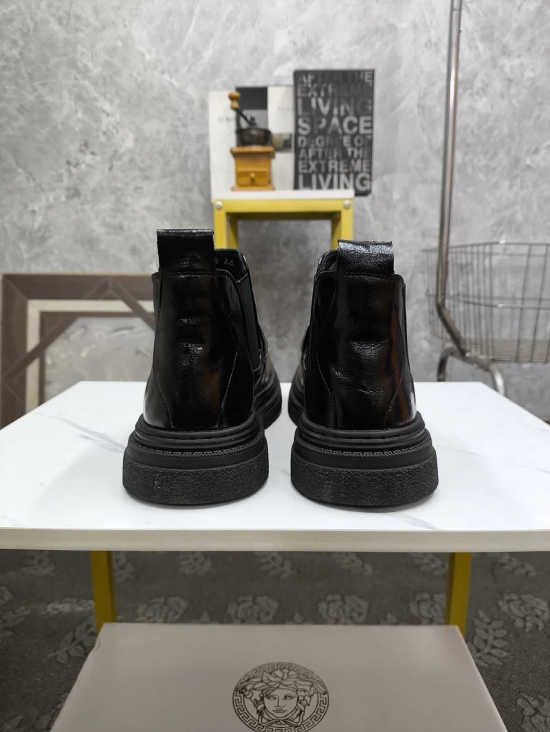 Accurate model Versace Boots