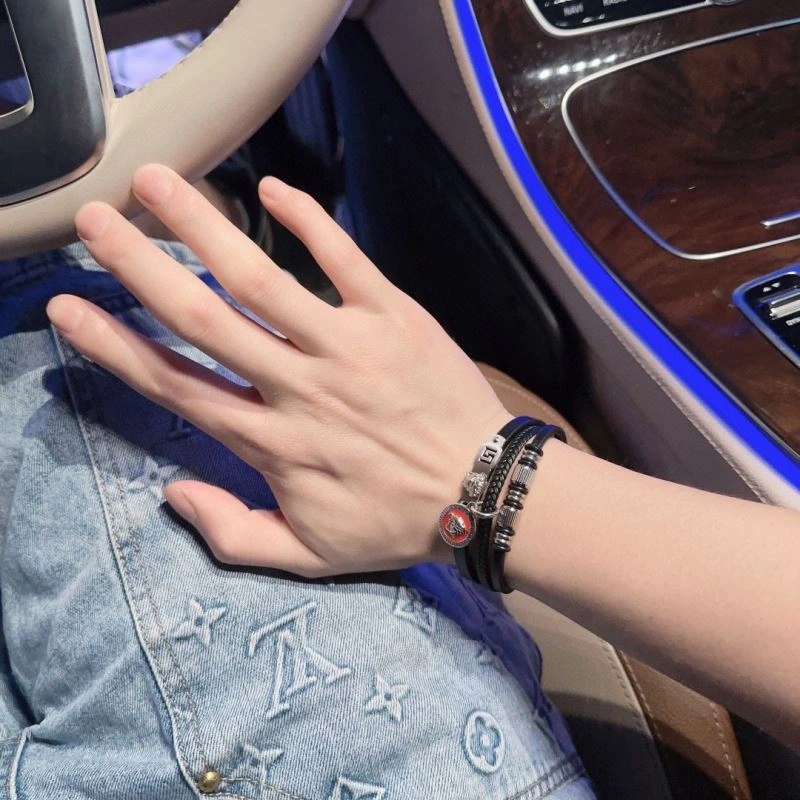 1:1 copy Versace Bracelets