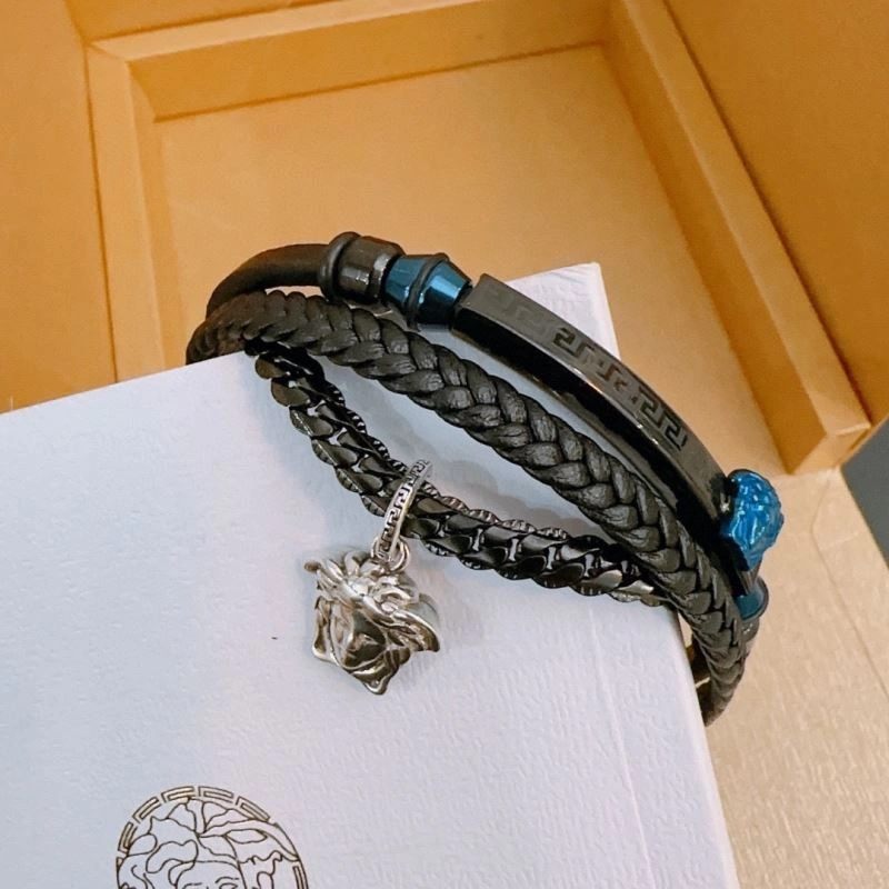 Top mirror Versace Bracelets