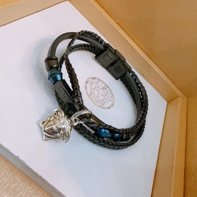 Top mirror Versace Bracelets
