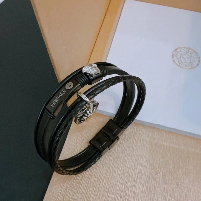 Top match Versace Bracelets
