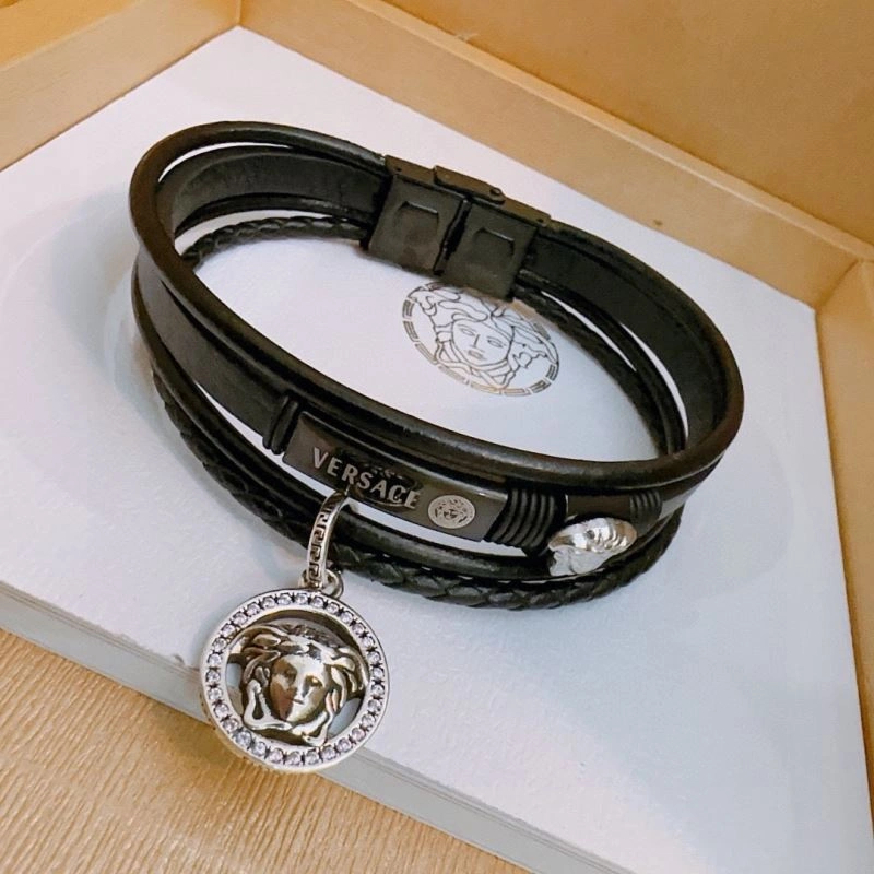 Top match Versace Bracelets
