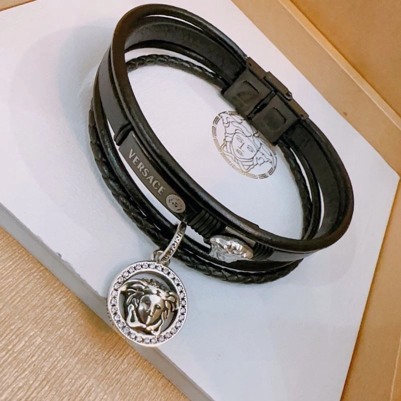 Top match Versace Bracelets