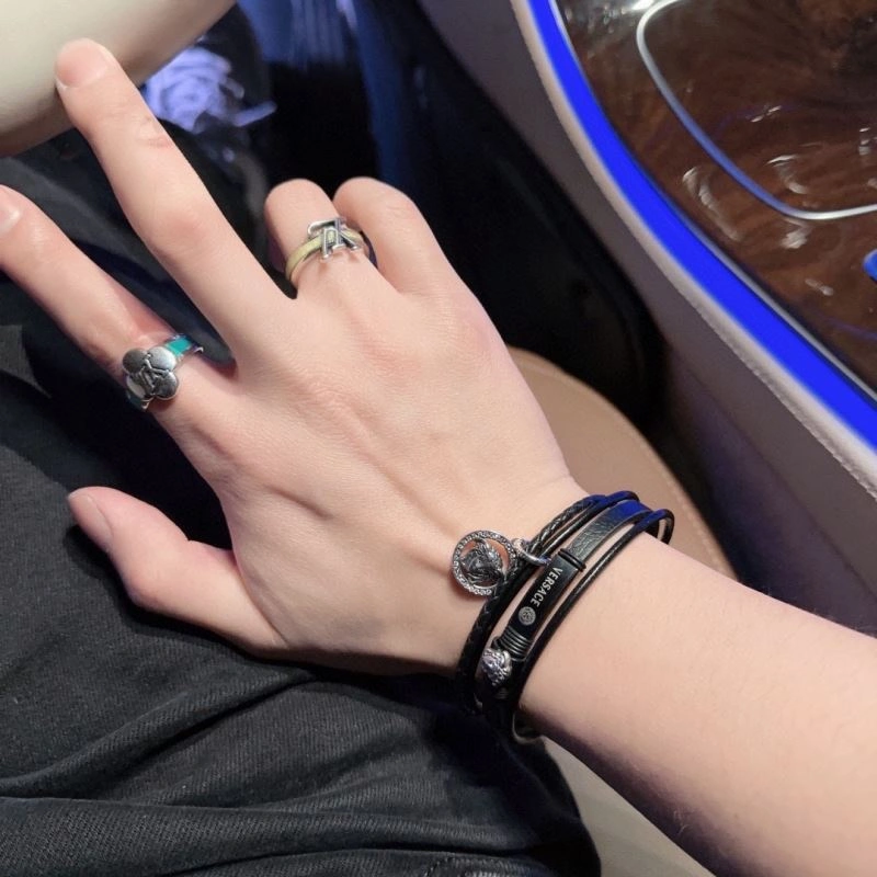 Top match Versace Bracelets