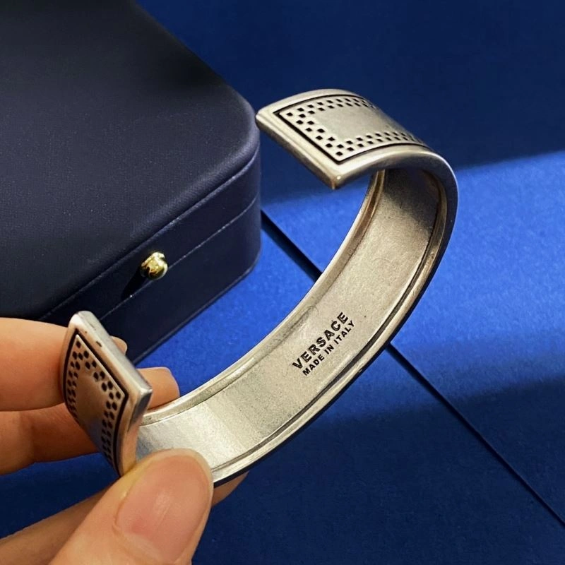 Economical Versace Bracelets