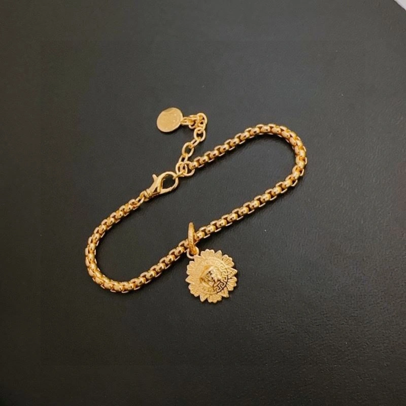 Perfect replica Versace Bracelets