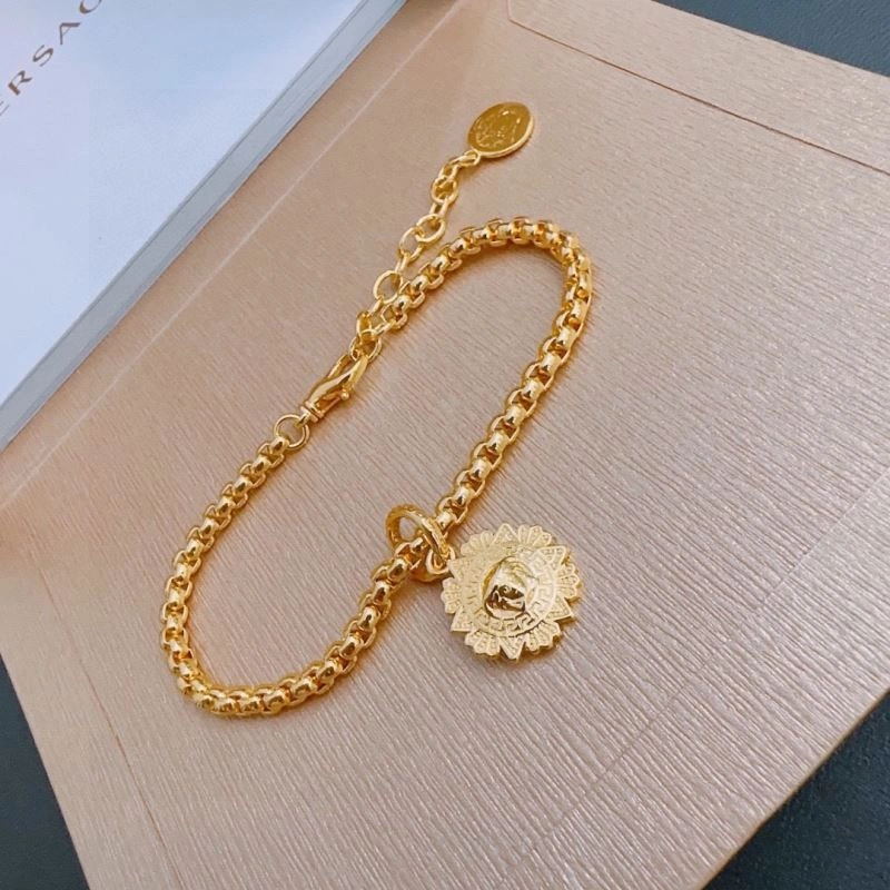 Perfect replica Versace Bracelets