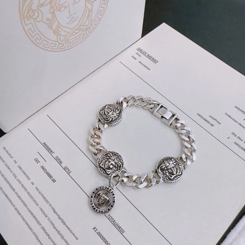 Exact replica Versace Bracelets