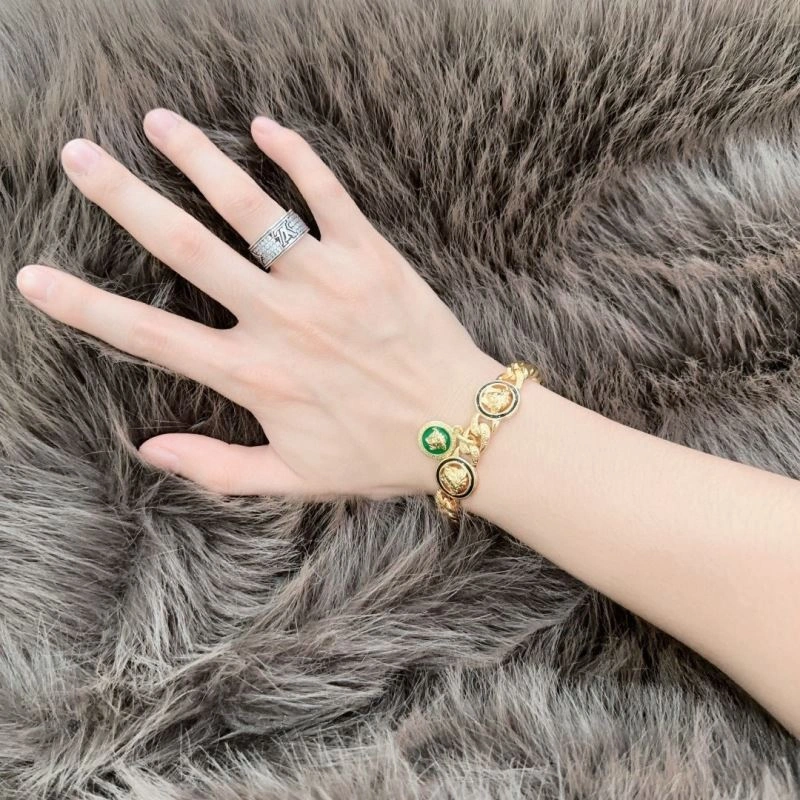 Exact replica Versace Bracelets