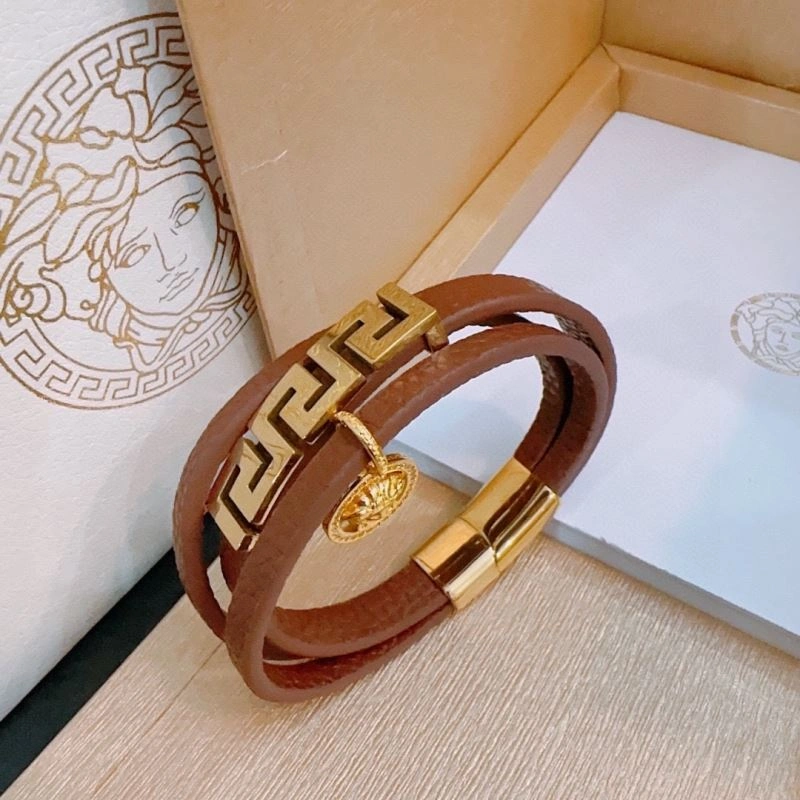 Exact replica Versace Bracelets